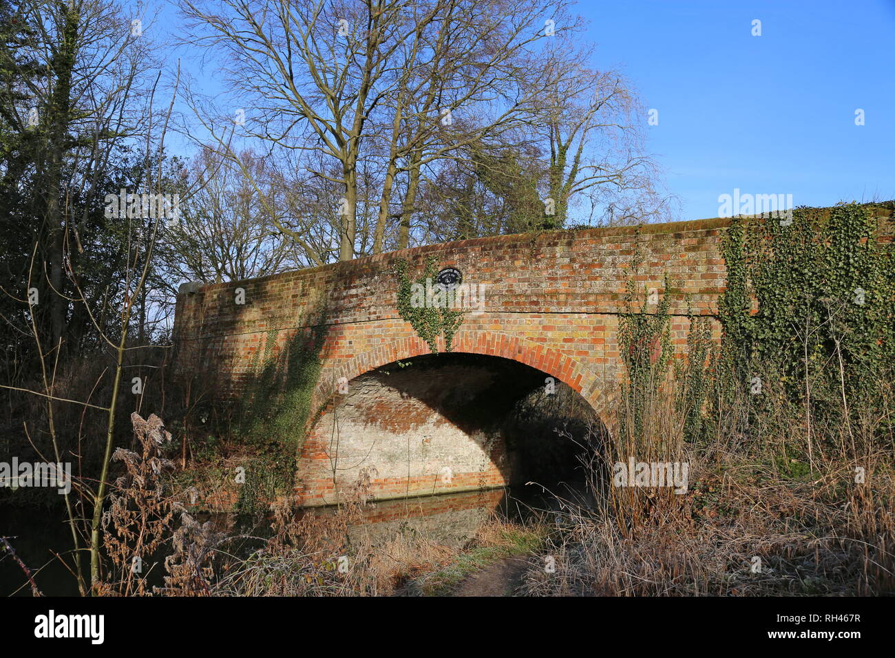 Blacksmith's Bridge, Basingstoke Canal, Dogmersfield, near Fleet, Hart ...