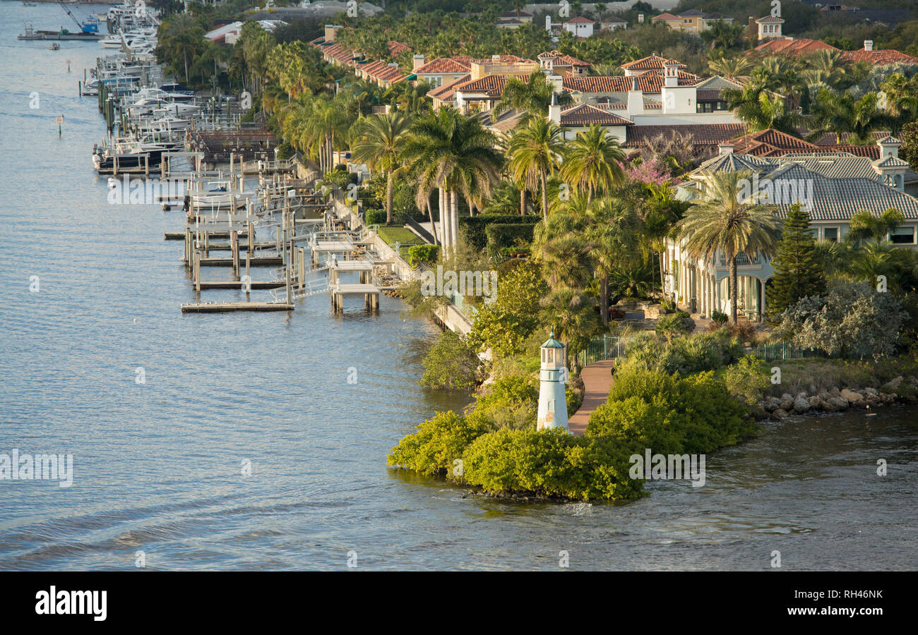 Tampa bay florida harbour hi-res stock photography and images - Alamy