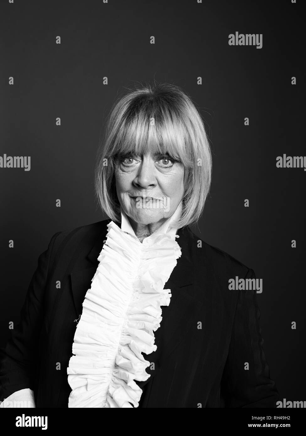 Amanda barrie hi-res stock photography and images - Alamy