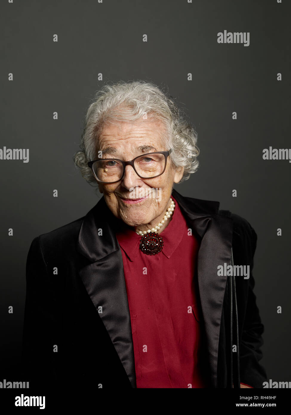 The tiger who came to tea judith kerr hi-res stock photography and ...