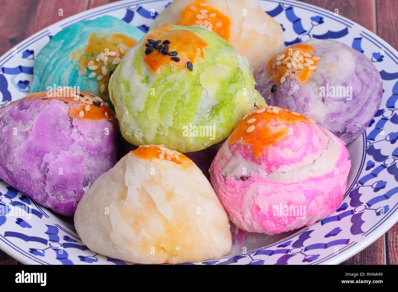 Colorful Chinese pastry moon cake ,Spring Roll pastry with nuts, salted ...