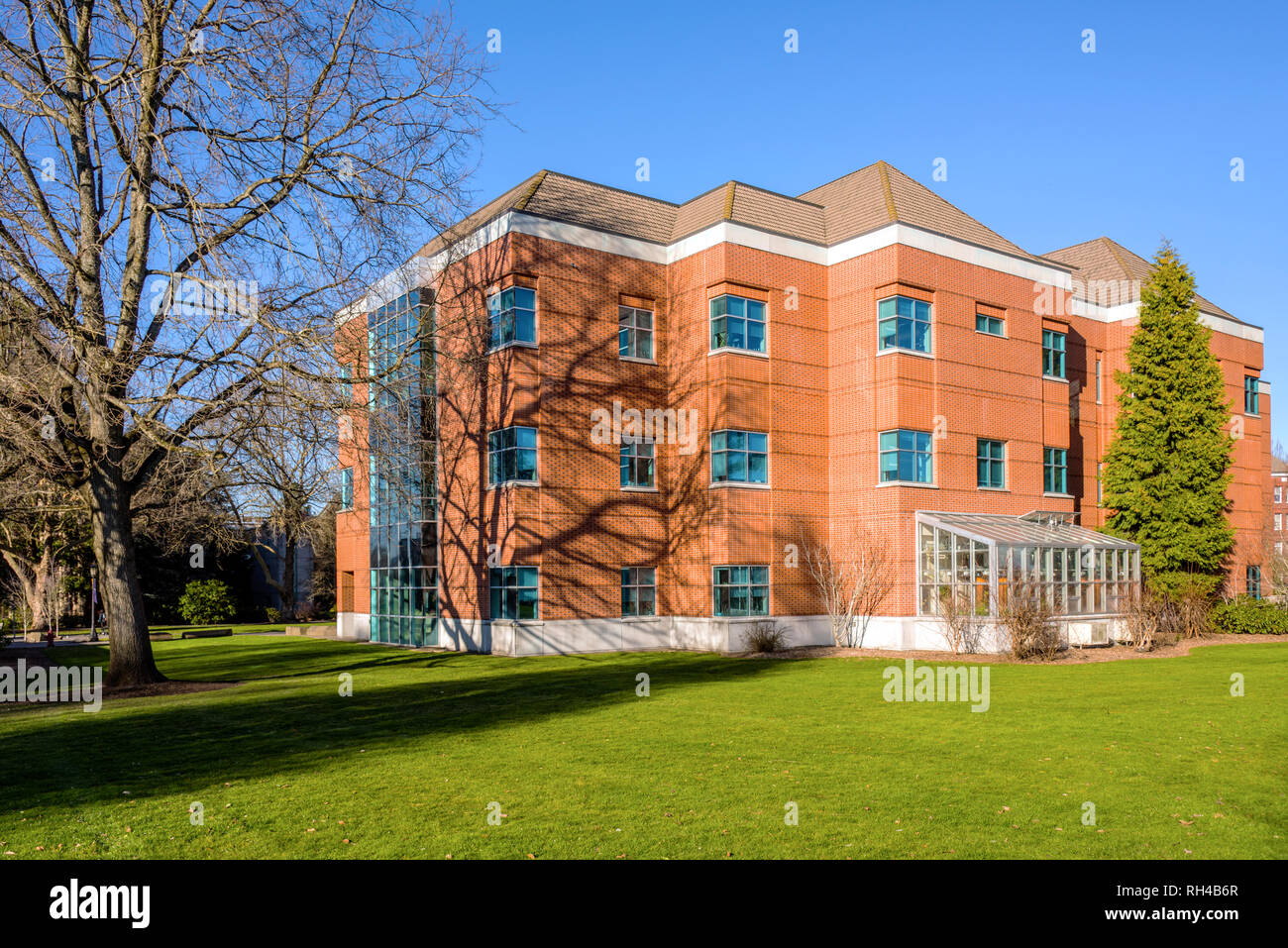 Portland building hi-res stock photography and images - Alamy