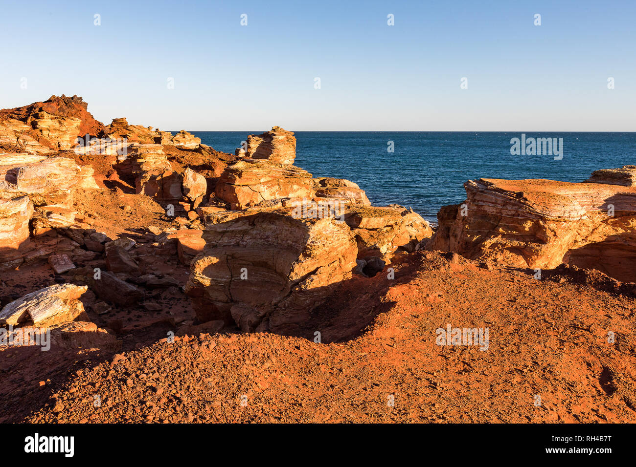 Australian outback travel hi-res stock photography and images - Alamy