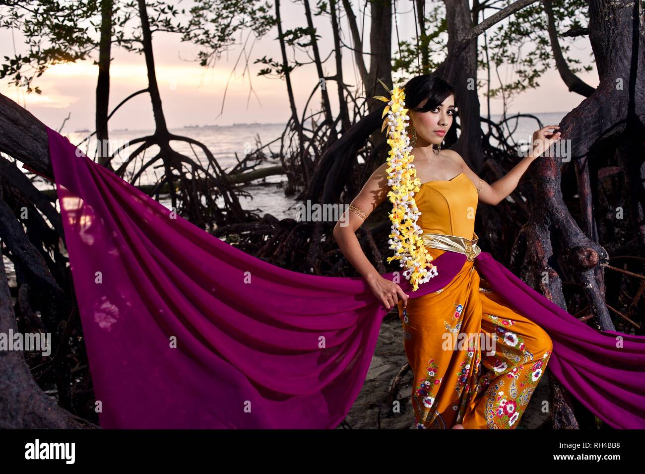Portrait of Javanese women Stock Photo - Alamy