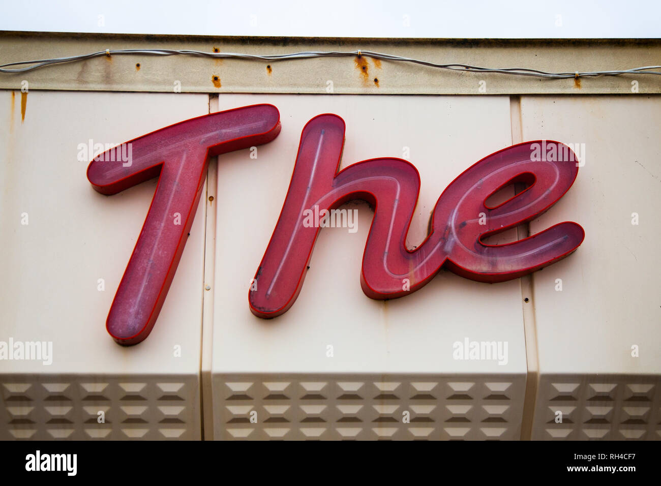 Amusements arcade closed sign hi-res stock photography and images - Alamy