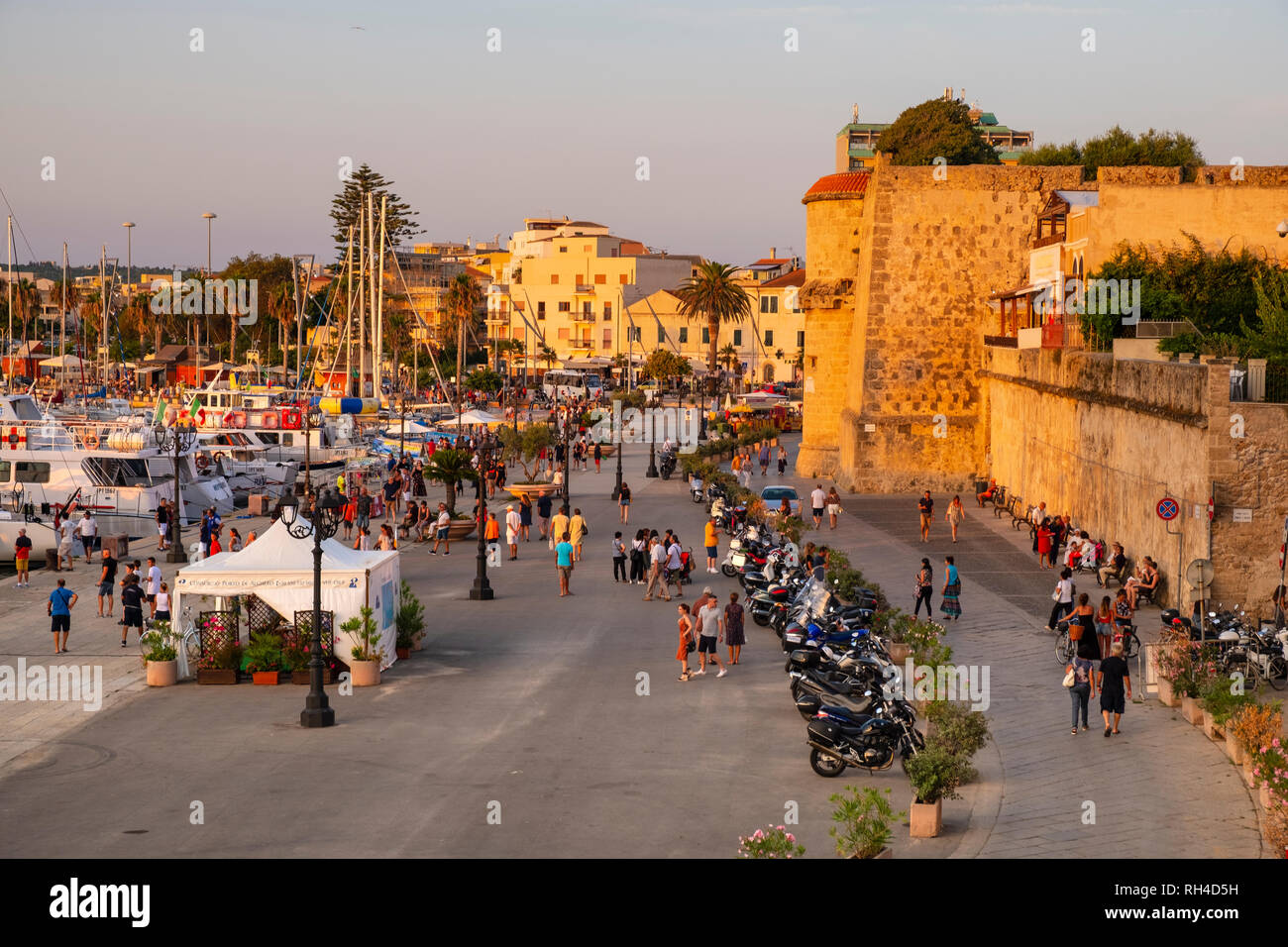 Alghero, Sardinia / Italy - 2018/08/10: Summer view of the Alghero ...