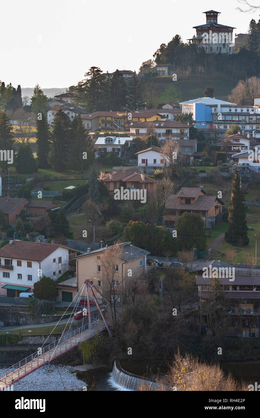 Tarcento hi-res stock photography and images - Alamy