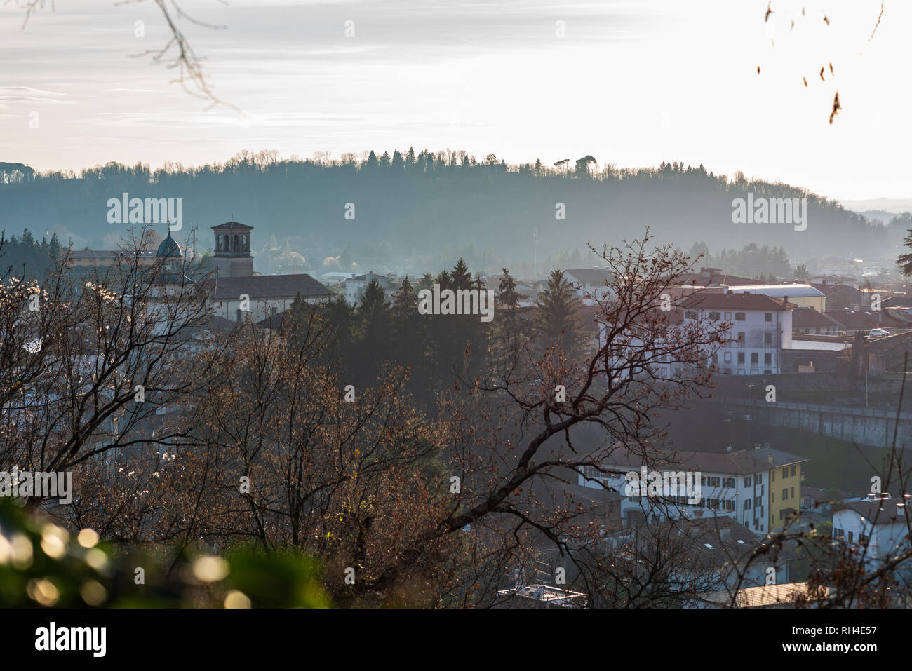 Tarcento hi-res stock photography and images - Alamy