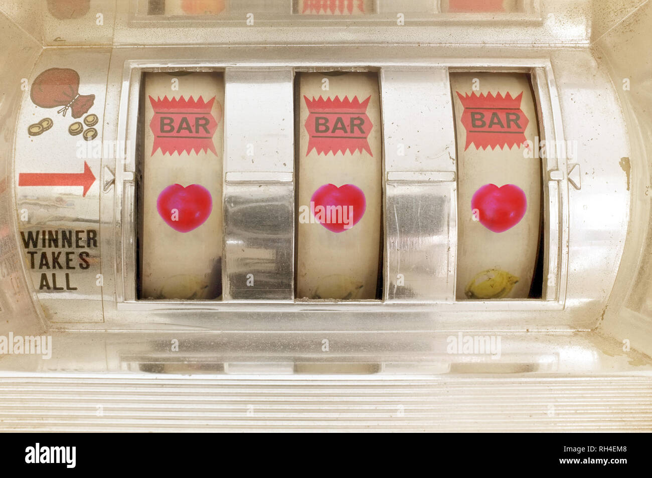 lucky heart symbols on slot machine, Concept Valentines Day , lucky in ...