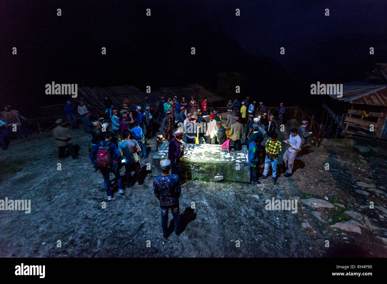 Kullu, Himachal Pradesh, India - August 31, 2018 : Nati Dance in ...