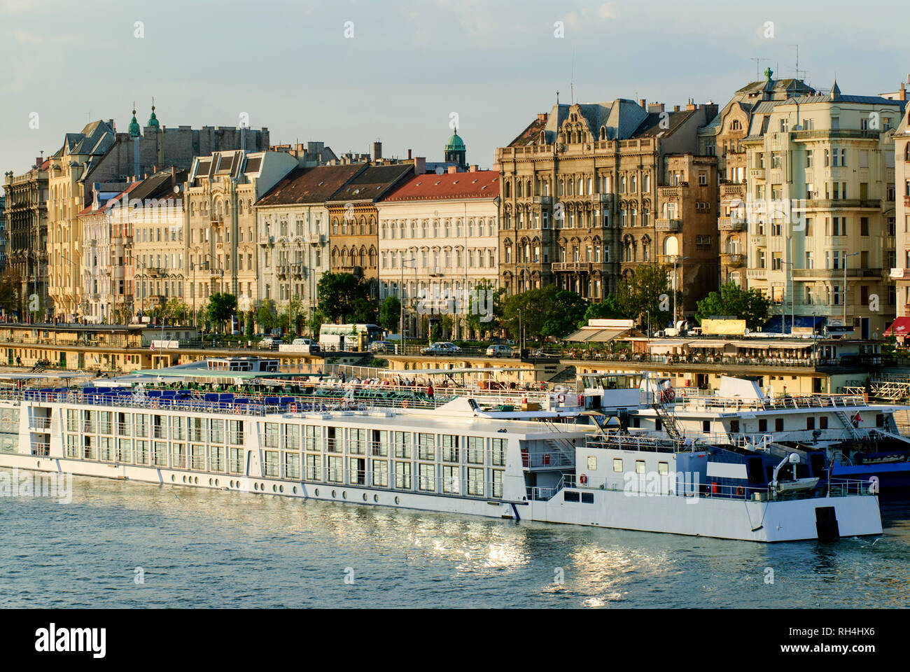 Waterfront row of houses in Budapest downtown Stock Photo - Alamy