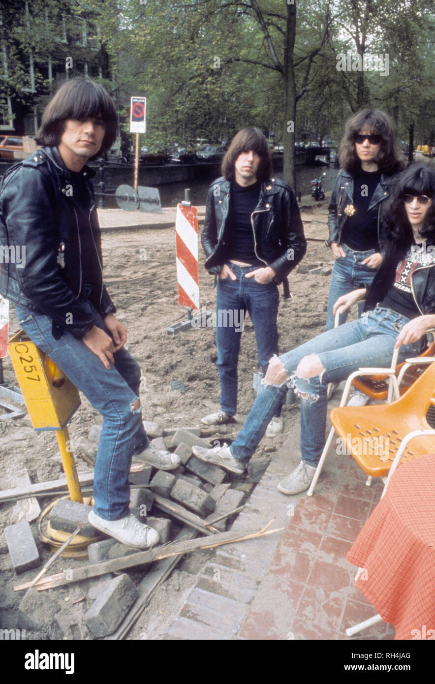 American punk rock band hi-res stock photography and images - Alamy