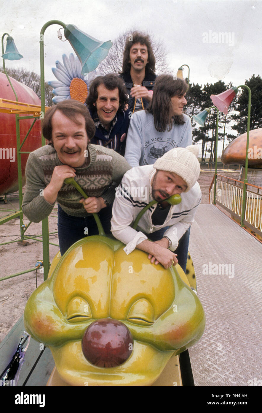 RACING CARS Welsh pop group about 1976 Stock Photo - Alamy