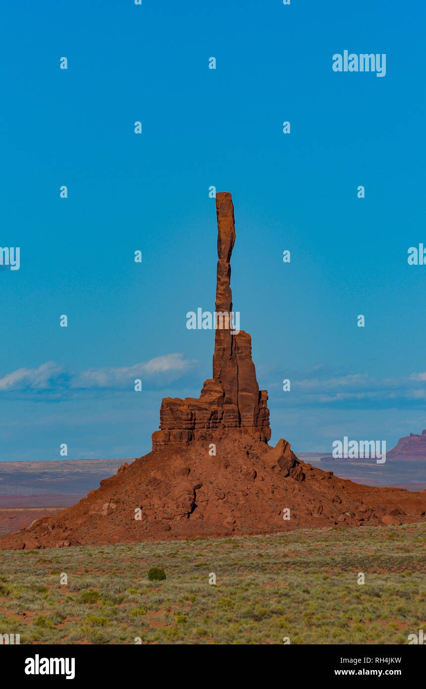 Totem pole sunset monument valley hi-res stock photography and images ...
