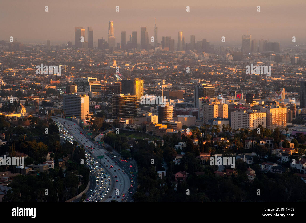View of Hollywood with downtown Los Angeles in distance through smoggy ...