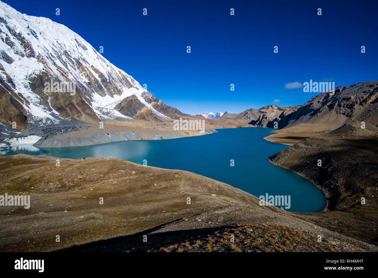 Tilicho lake hi-res stock photography and images - Alamy