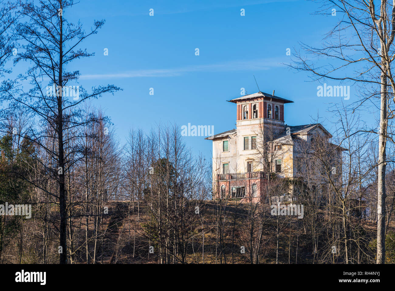 Tarcento hi-res stock photography and images - Alamy