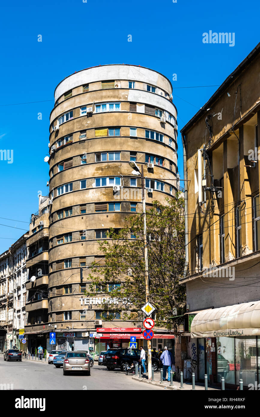 Bucharest architecture hi-res stock photography and images - Alamy