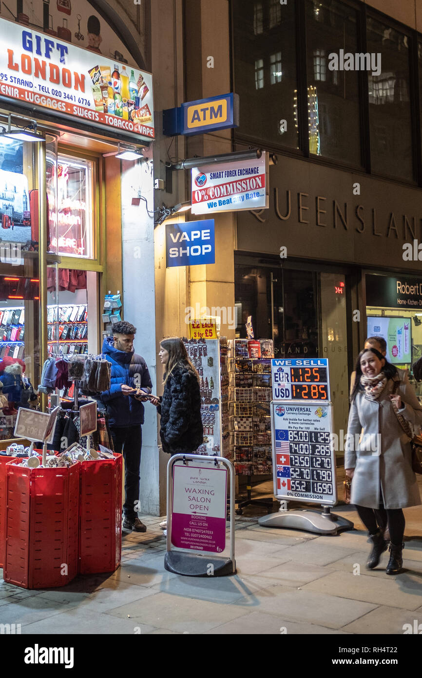 Evening scene, gift shop, Strand, London, UK Stock Photo - Alamy