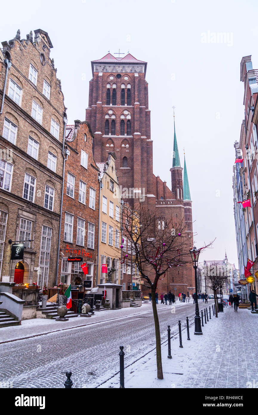 St. Mary's Basilica cathedral, Ulica Mariacka, (St. Mary's street) in ...