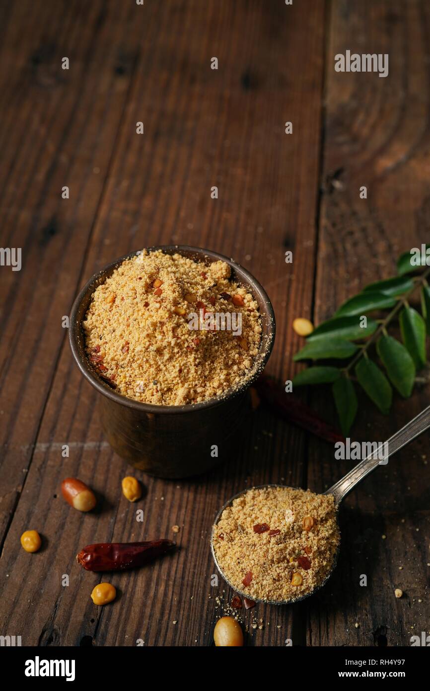 Idli Podi or chutney Powder- dry condiment for South Indian breakfast ...