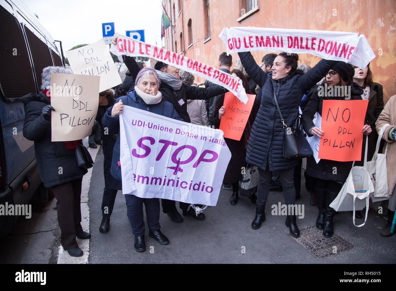 Divorce protest italy hi-res stock photography and images - Alamy