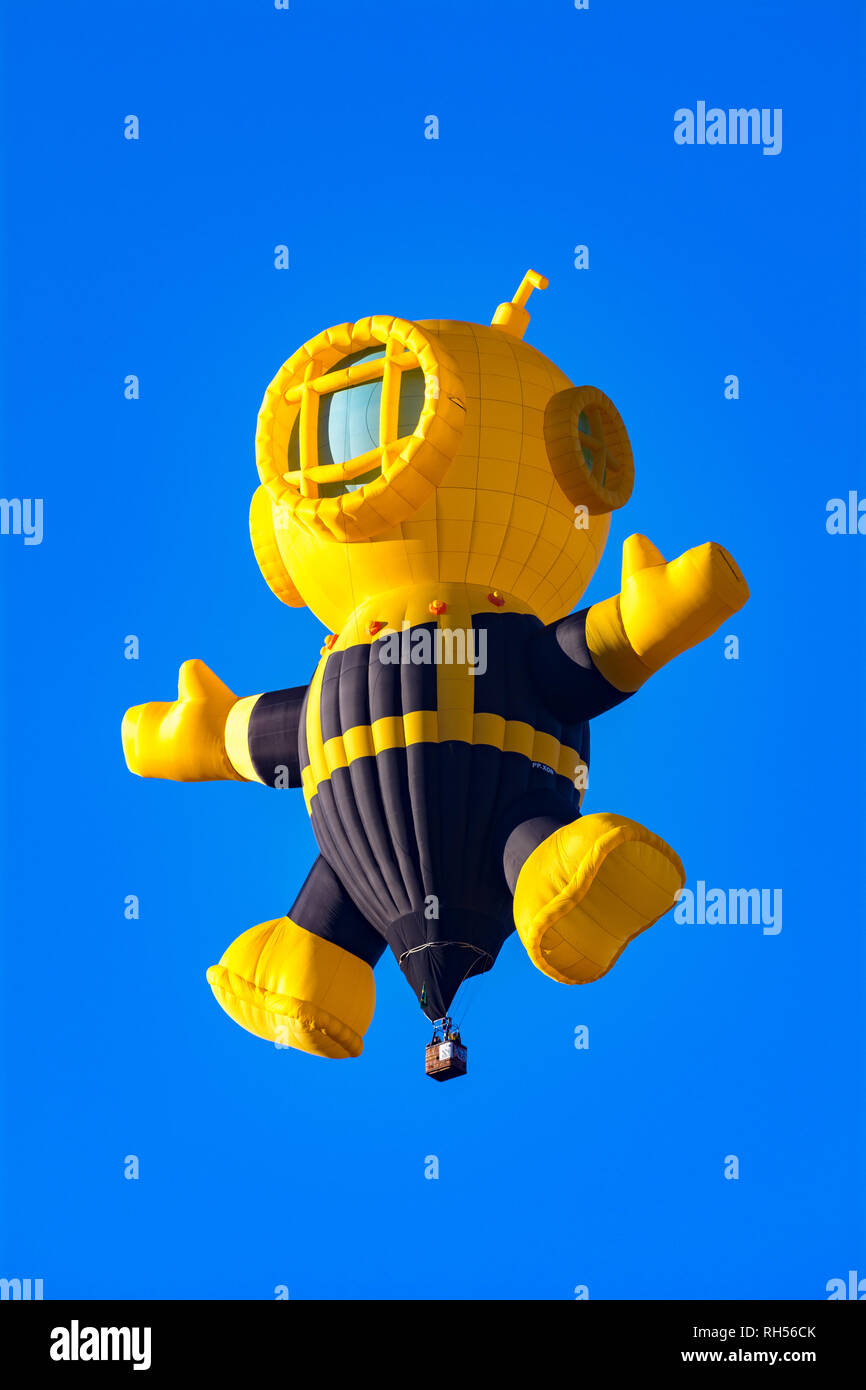 Scuba Hot Air Balloon Stock Photo - Alamy