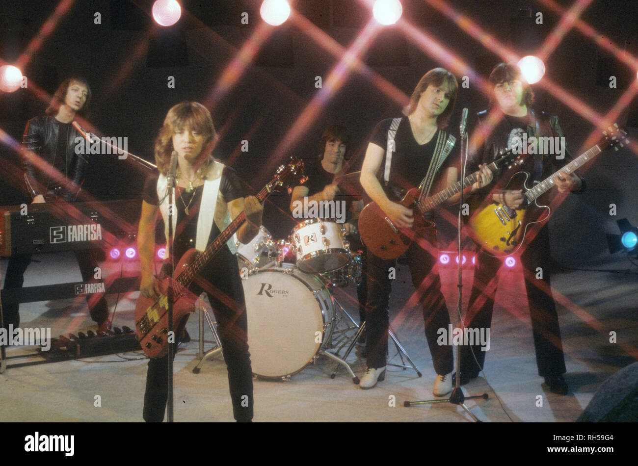 Suzi quatro 70s hi-res stock photography and images - Alamy