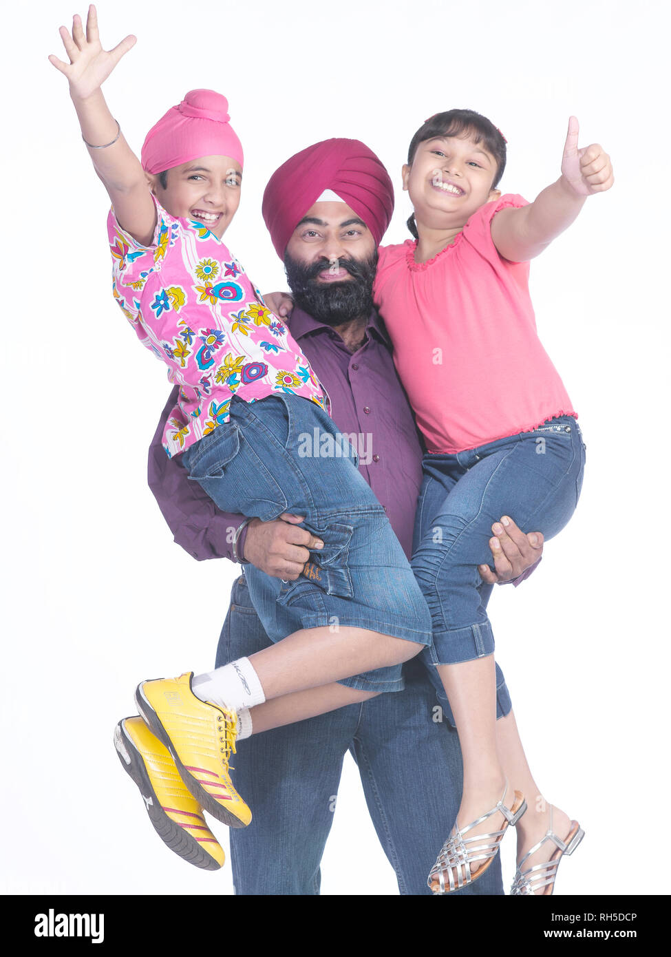 PORTRAIT OF A SIKH SARDAR WITH HIS SON AND DAUGHTER Stock Photo - Alamy