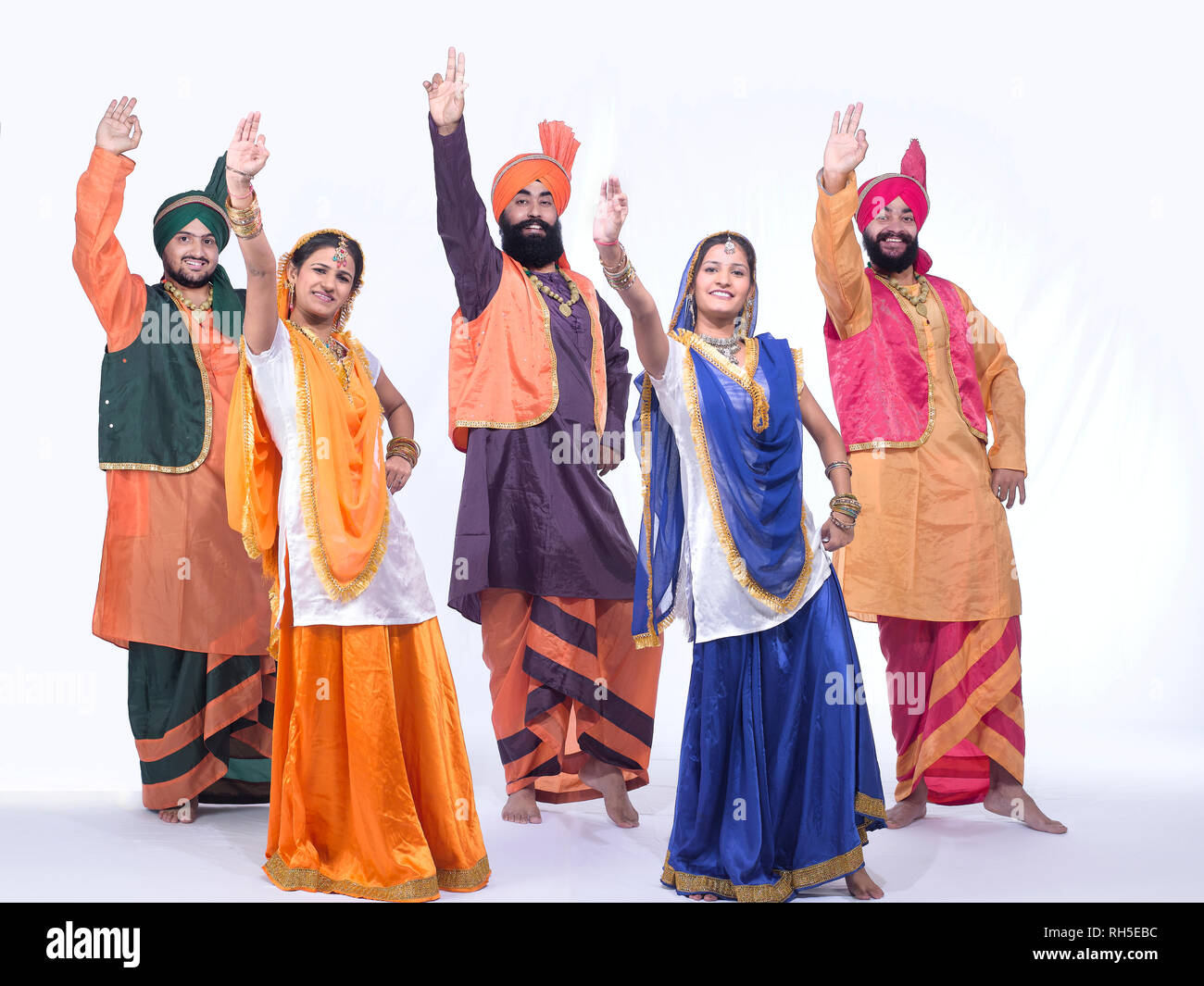 PORTRAIT OF A GROUP OF BHANGRA DANCERS Stock Photo - Alamy
