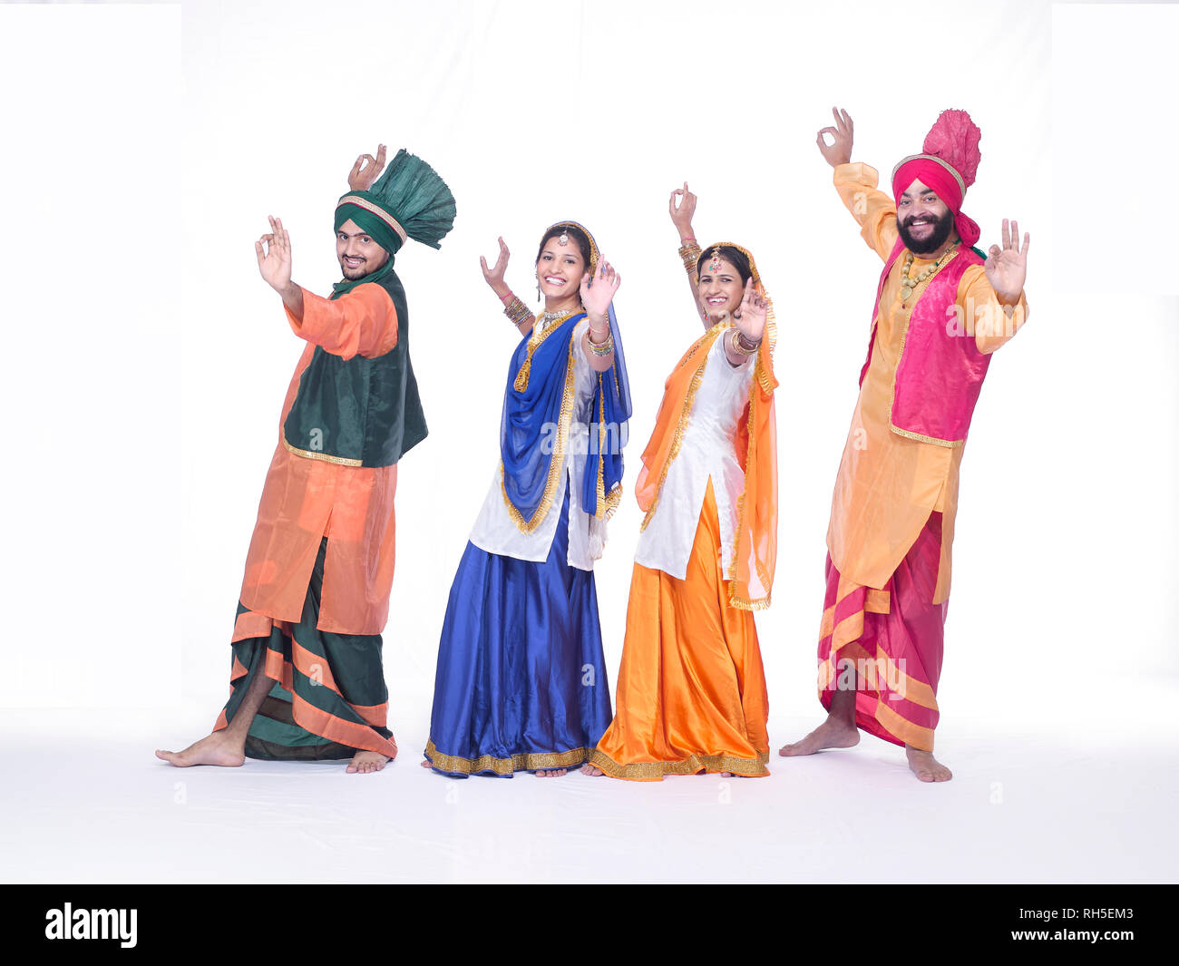 PORTRAIT OF A GROUP OF BHANGRA DANCERS Stock Photo - Alamy
