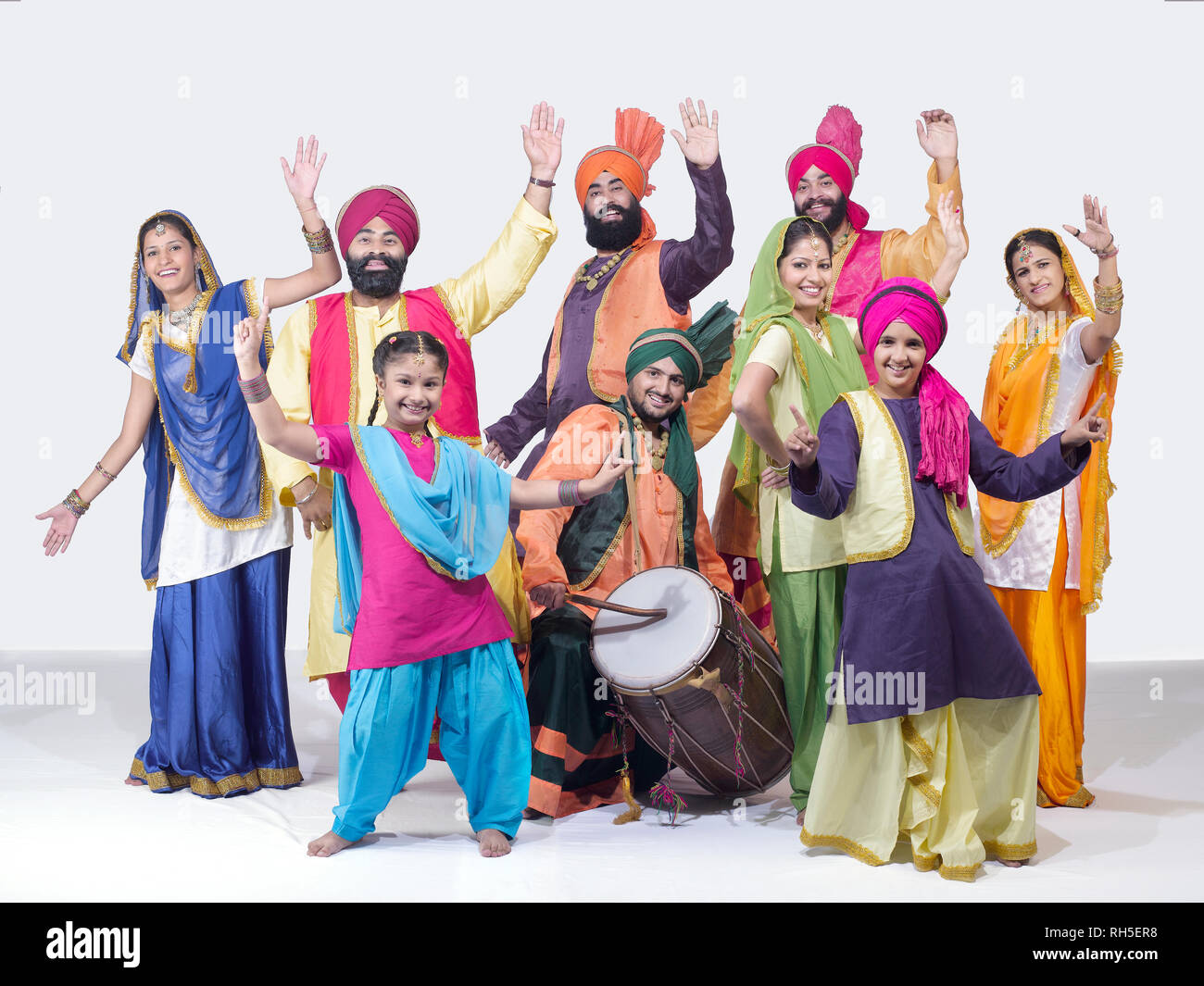 PORTRAIT OF A GROUP OF BHANGRA DANCERS Stock Photo - Alamy