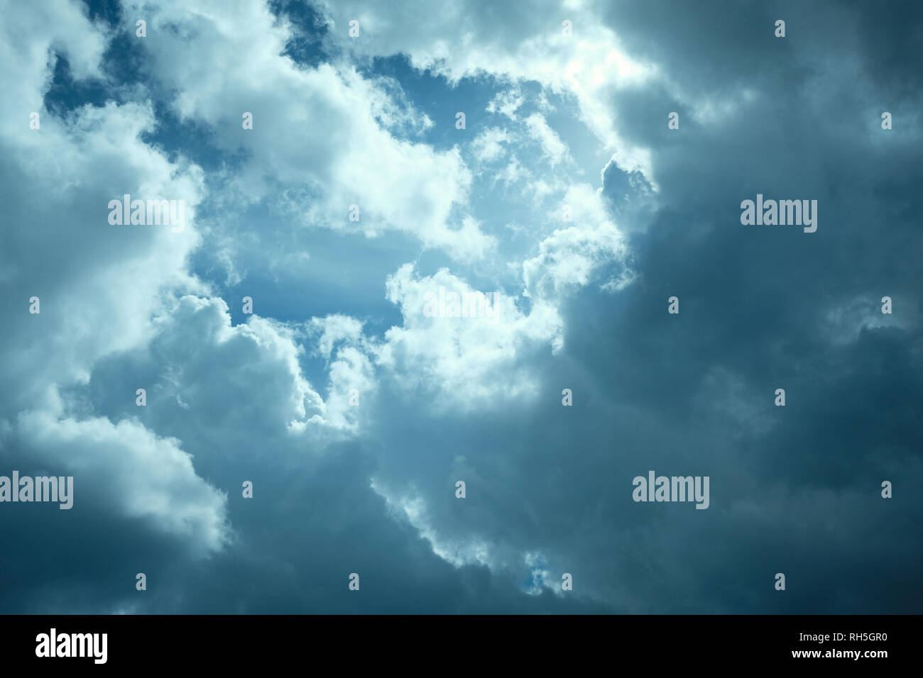 Beautiful cloud covering sun hi-res stock photography and images - Alamy