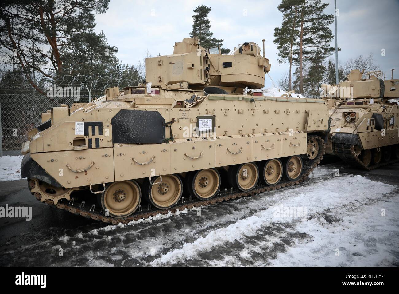 U.S. Army vehicles assigned to the 91st Brigade Engineer Battalion, 1st ...