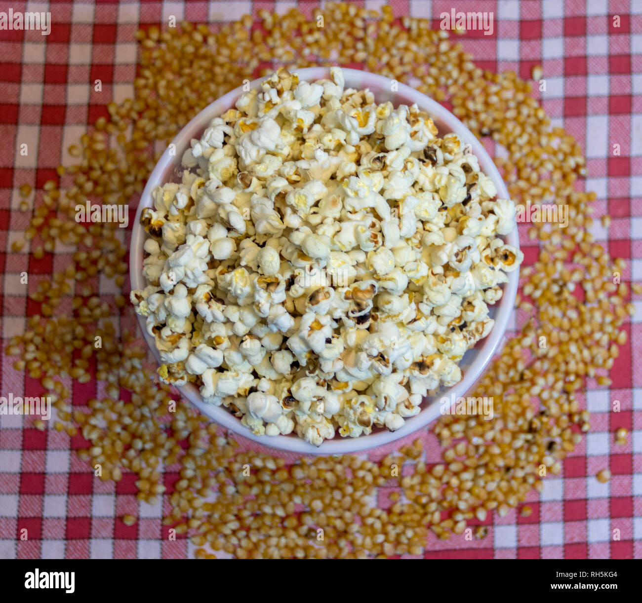 popcorn and corn seed Stock Photo - Alamy