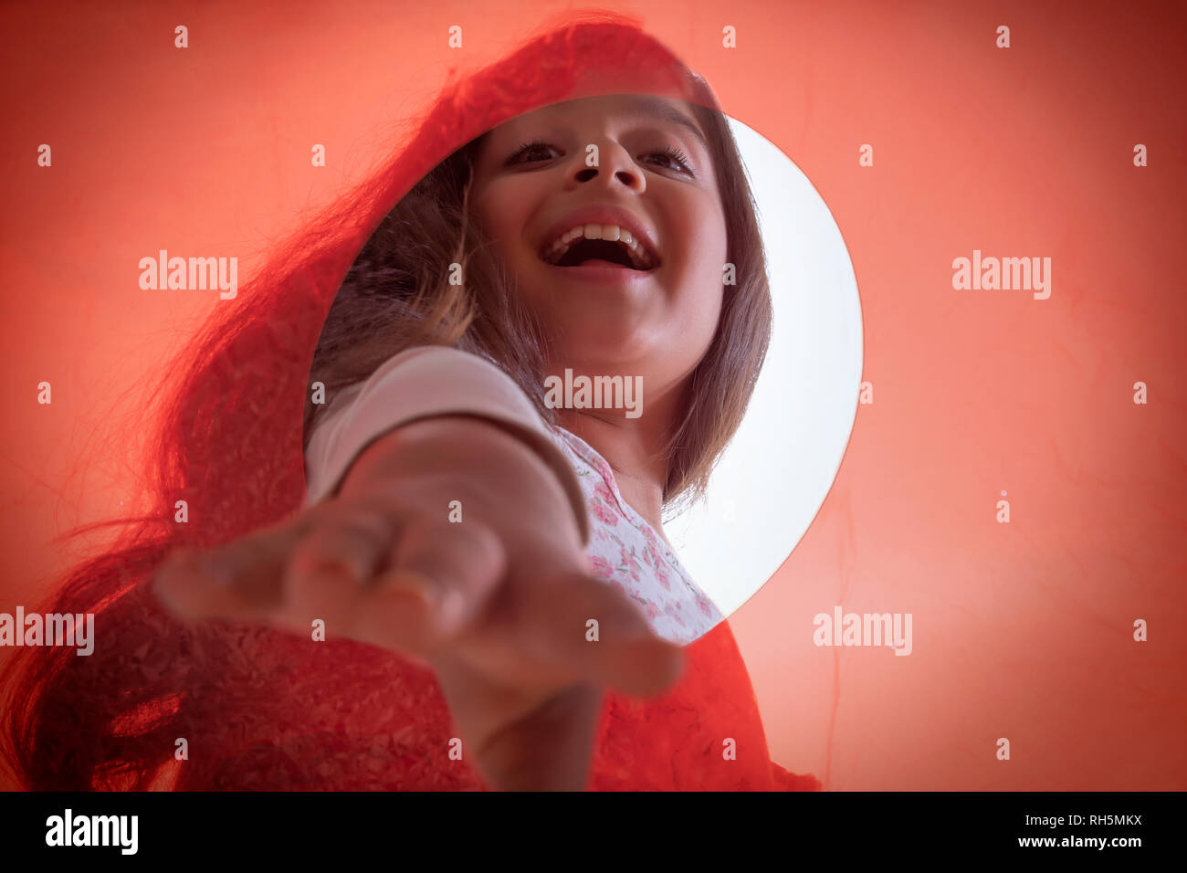 Hand of picking up something hi-res stock photography and images - Alamy