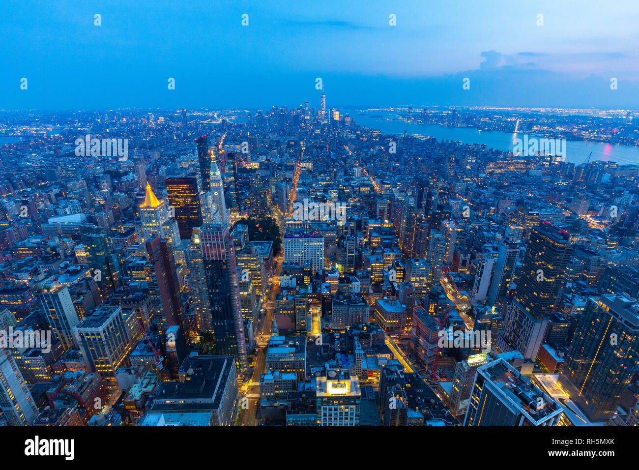 A view of Manhattan during the sunset - New York Stock Photo - Alamy