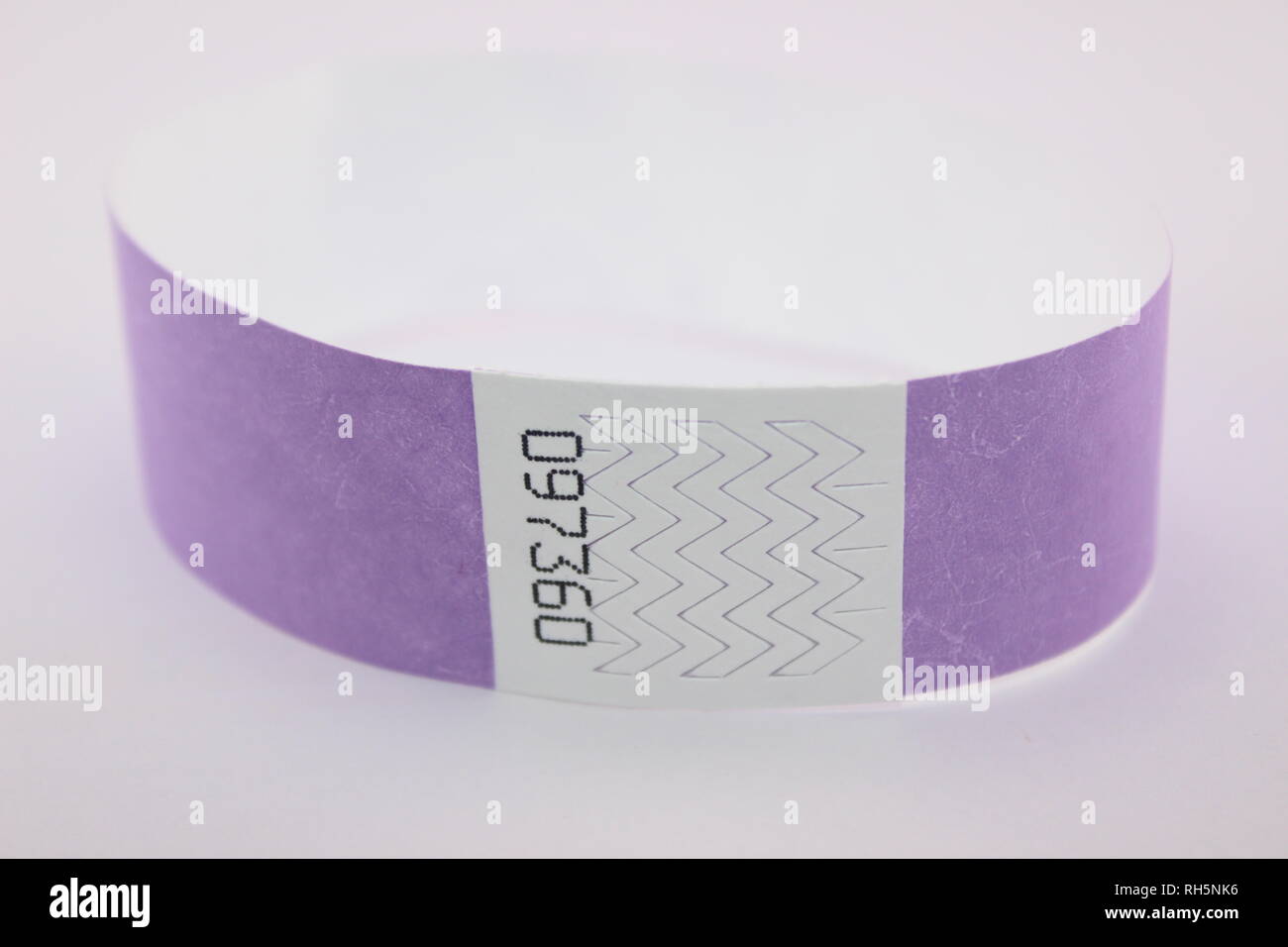 Colorful violet-purple shadeTyvek wristbands for concerts, events and ...