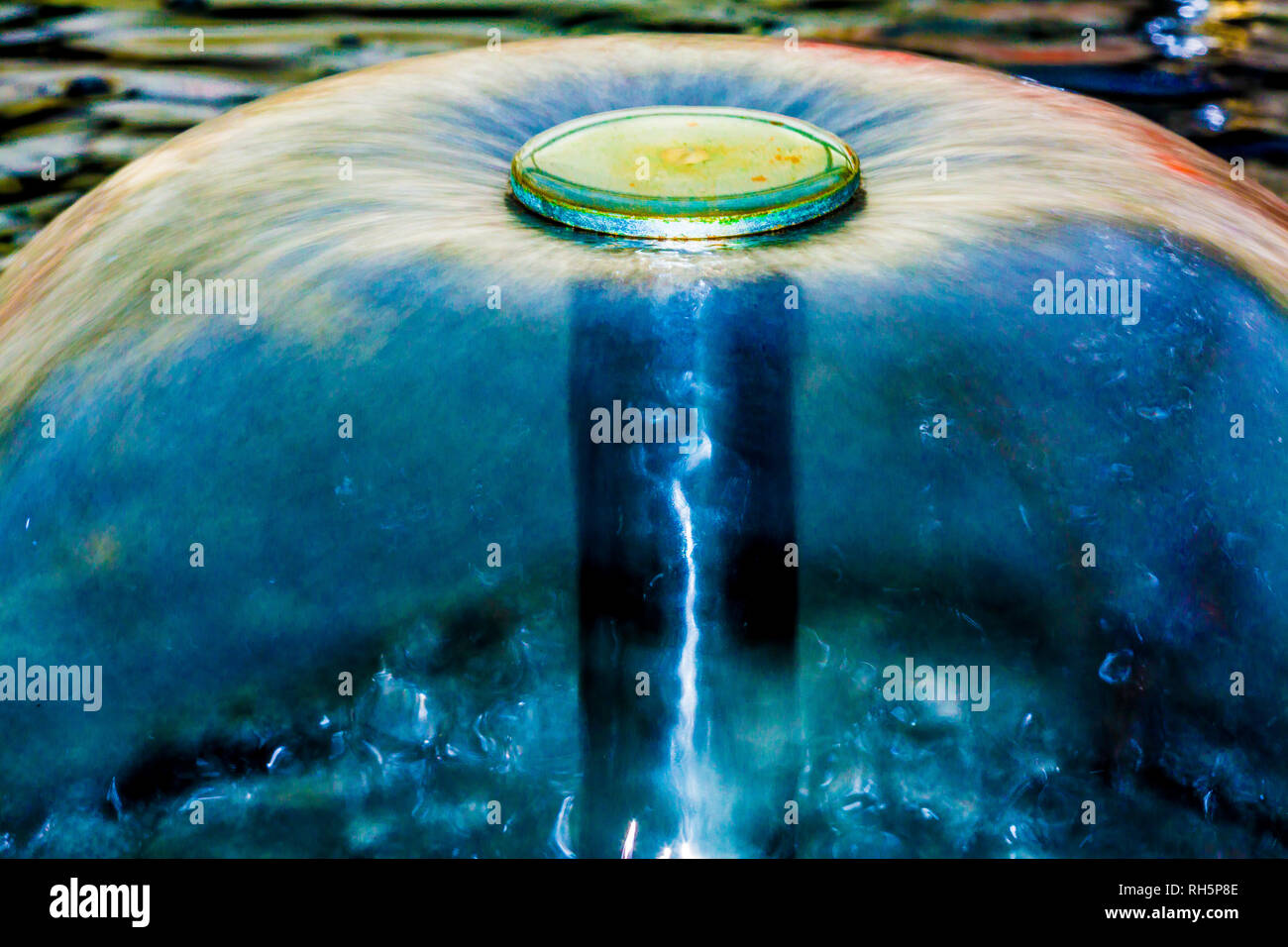 Water gushing out hi-res stock photography and images - Alamy