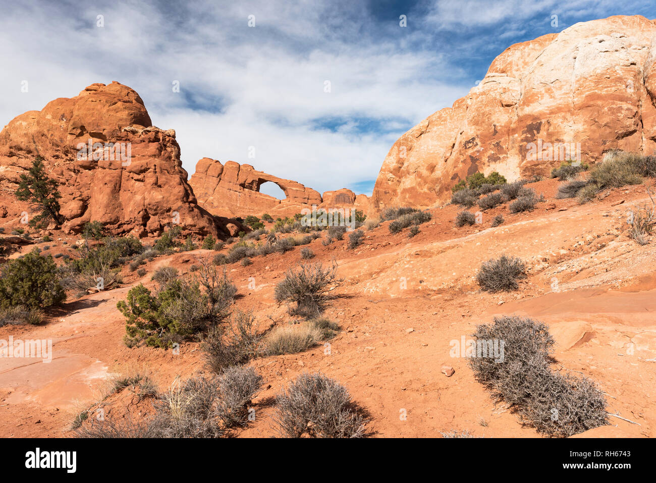 Massive stone arches hi-res stock photography and images - Alamy