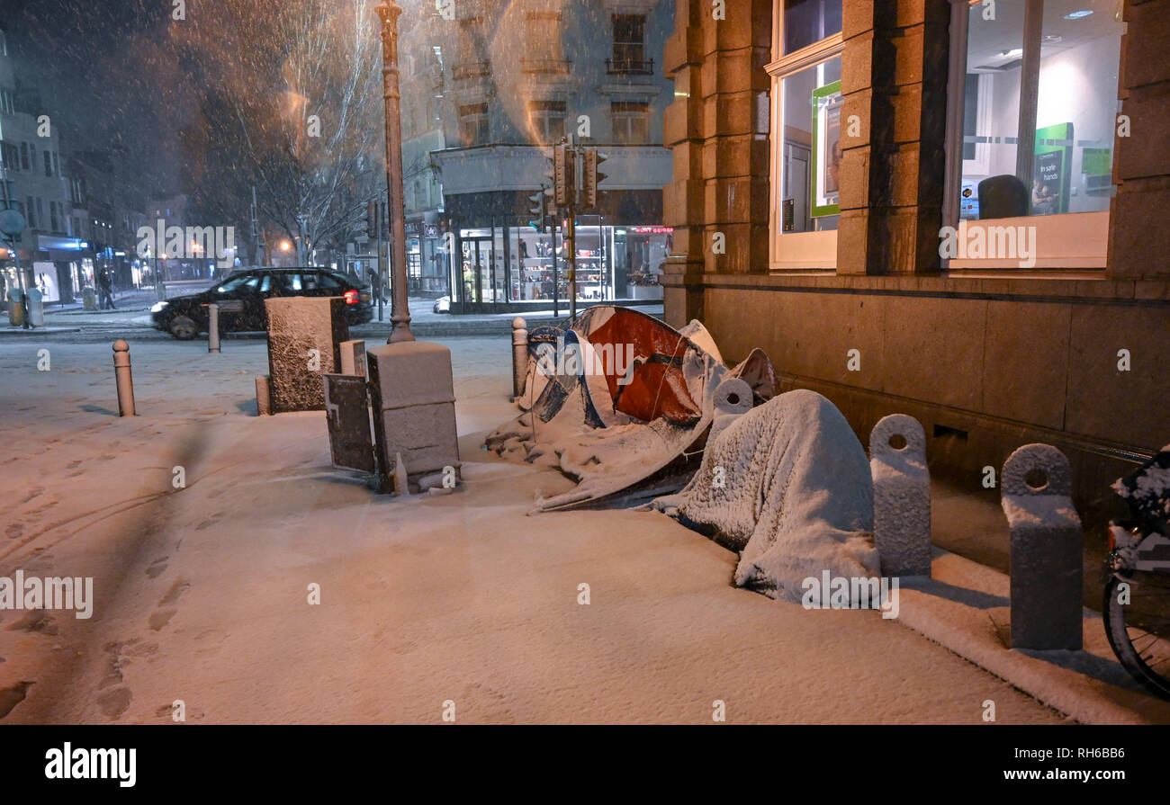 Homeless tents hi-res stock photography and images - Alamy