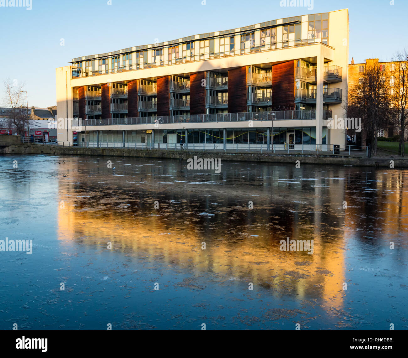 The Shore, Leith, Edinburgh, Scotland, United Kingdom, 1st February ...
