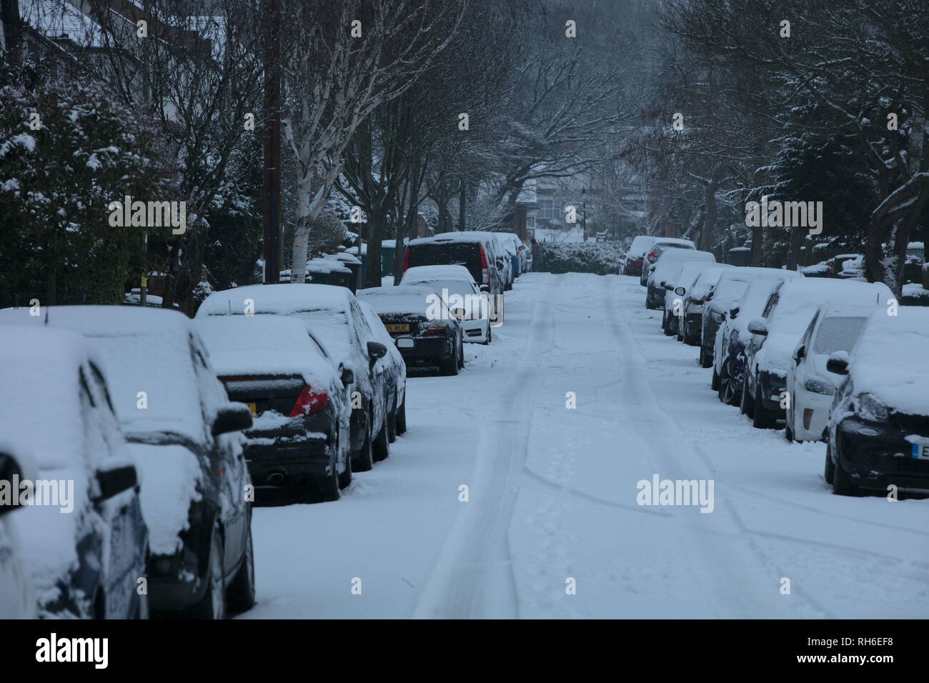 After a heavy snowfall in london hi-res stock photography and images ...
