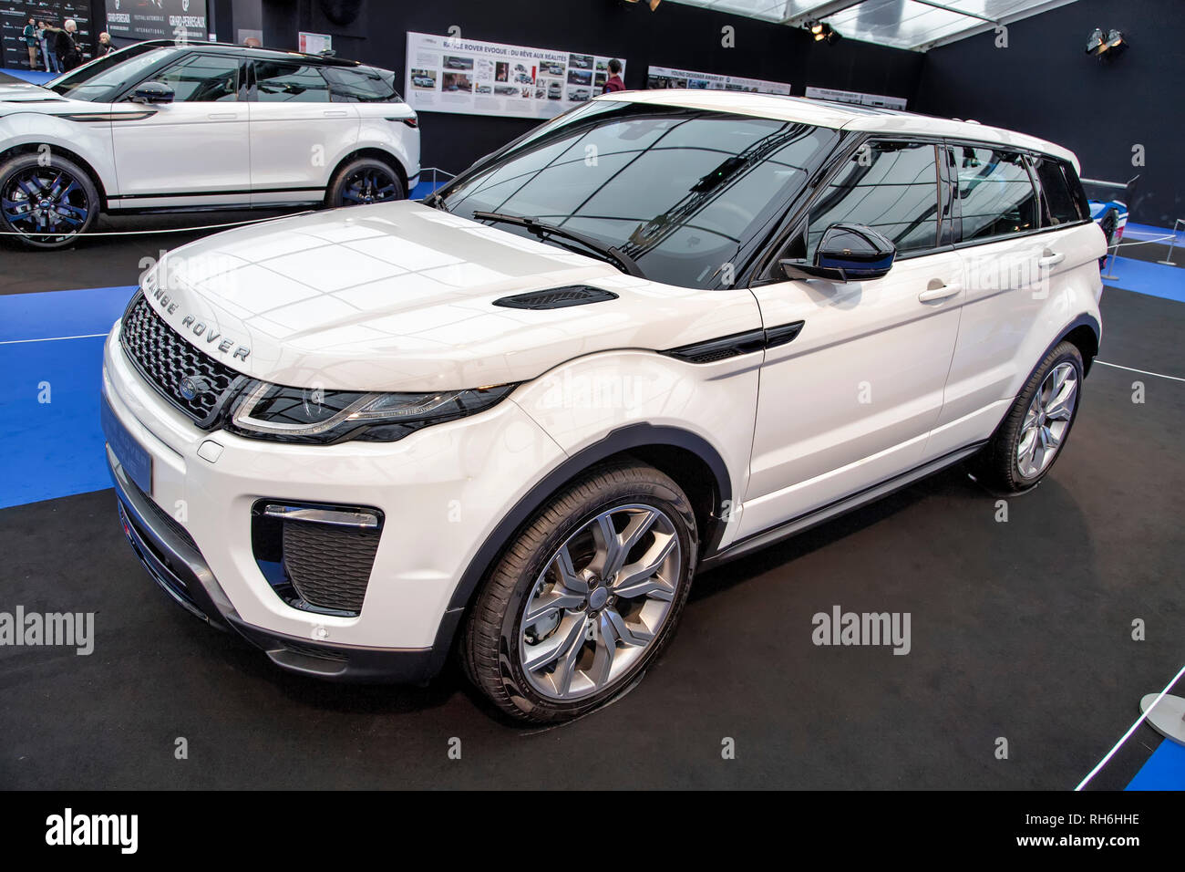 Range rover evoque 2019 hi-res stock photography and images - Alamy