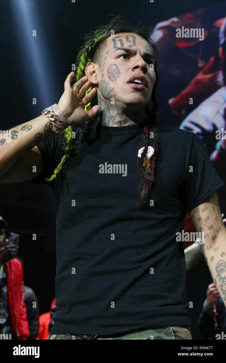 Tekashi 6ix9ine hi-res stock photography and images - Alamy