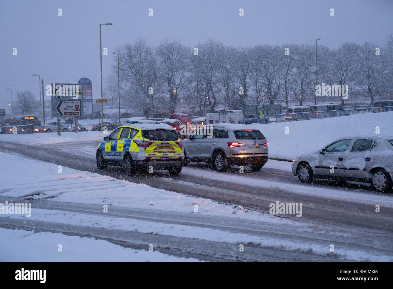 Pushing the roundabout hi-res stock photography and images - Alamy