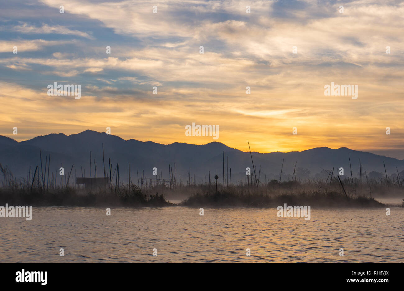 early morning sunrise on Lake Inle, Myanmar, Burma Stock Photo - Alamy