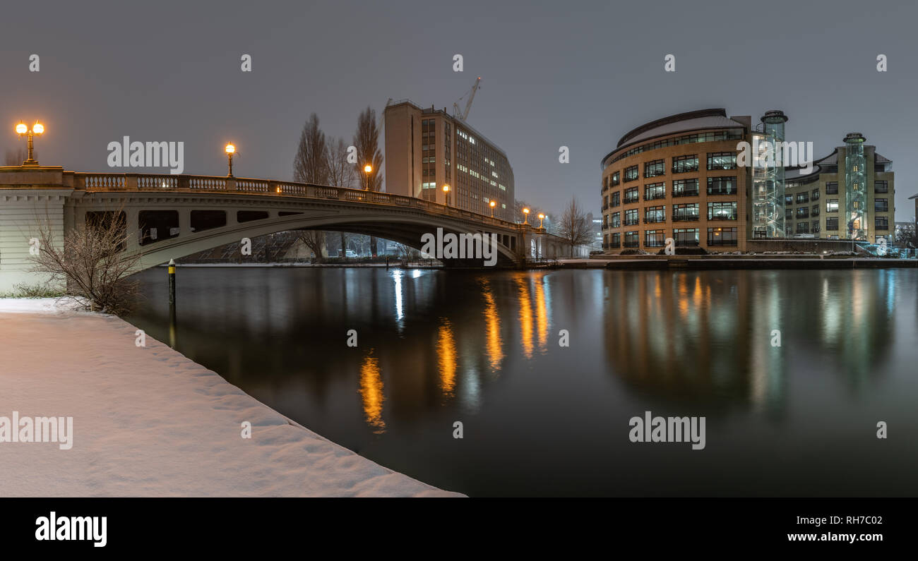 Snow - Reading, Reading Bridge over the River Thames , Reading ...
