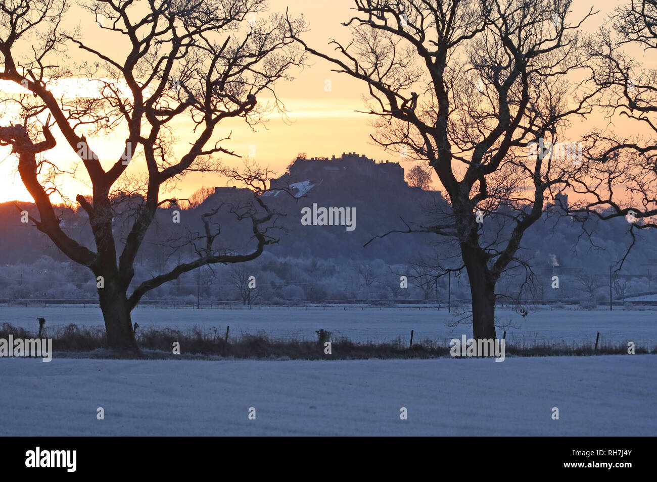 Stirling castle snow hi-res stock photography and images - Alamy