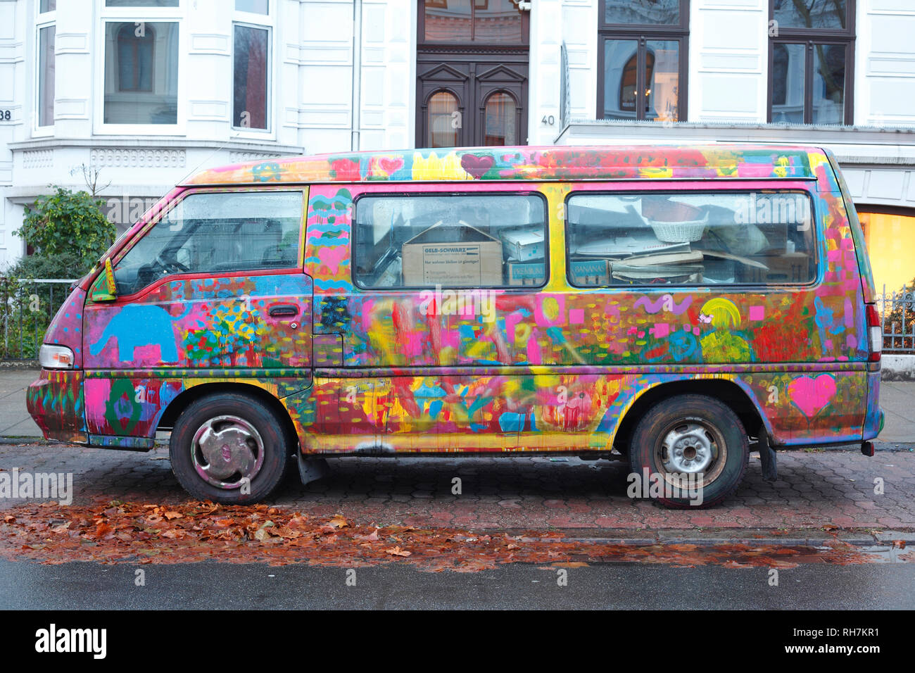 Colorfully painted Hyundai minibus, Bremen, Germany, Europe I Bunt ...